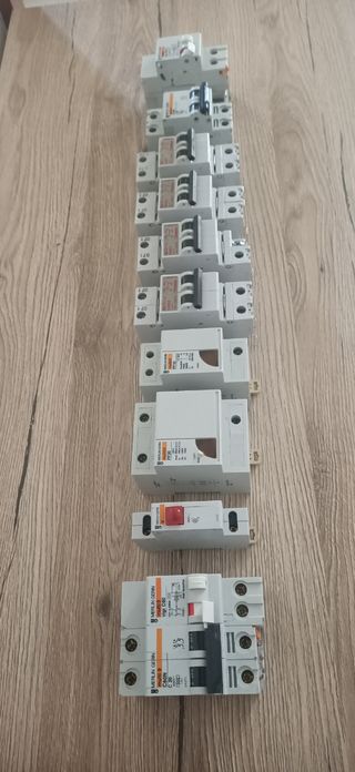10 apparati elettrici bticino
