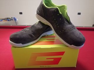 Scarpe antinfortunistiche