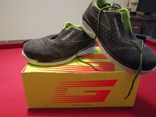 Scarpe antinfortunistiche