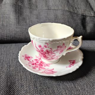 tazza inglese da tea, Coalport danneggiata