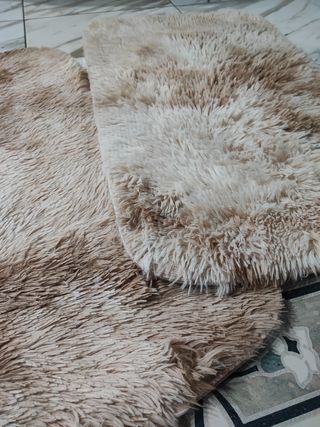 Meraviglioso set Nuovo 2 Tappeti pelliccia