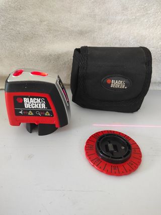 livella laser Black & Decker