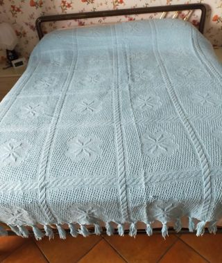 coperta letto matrimoniale celeste