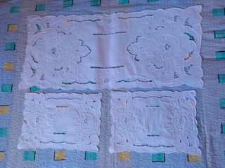 Tris di centri in cotone