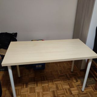 scrivania Ikea