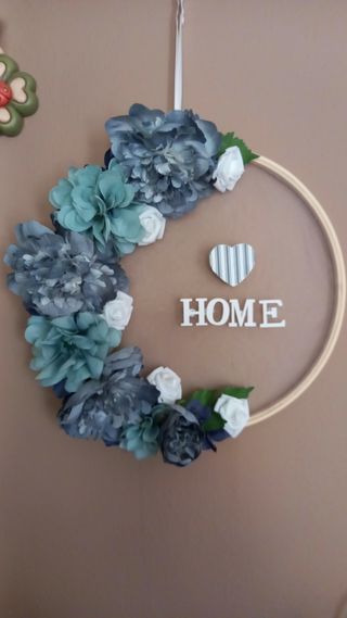 Fuoriporta con fiori artificiali