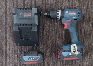 trapano avvitatore a percussione Bosch GSB 18 v-45