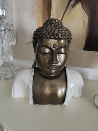 Scultura in legno raffigurante Buddha