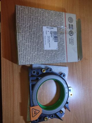 Retén cigueñal grupo Vag ref:030103171L de segunda mano por 40 EUR en ...