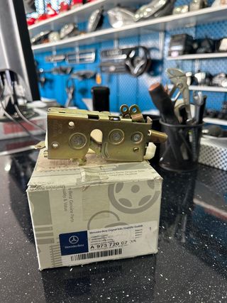Cerradura capo Mercedes Benz Actros Atego Axor de segunda mano por 20 ...