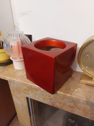 vaso in ceramica rosso