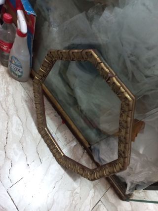 cornice ottagonale dorata