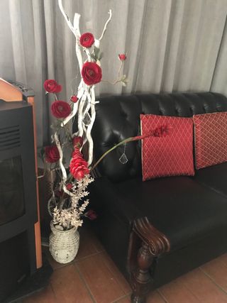 Portafiori in legno con composizioni