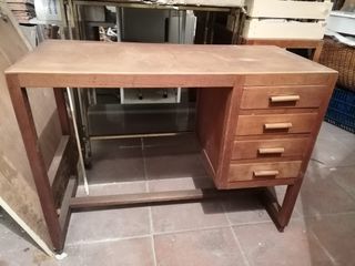 Coppia di scrivanie piccole