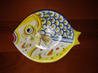 piatto in pregiata ceramica di Vietri sul Mare