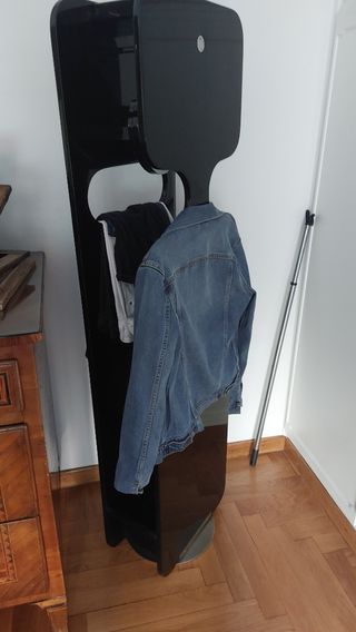 Uomo Morto appendiabiti