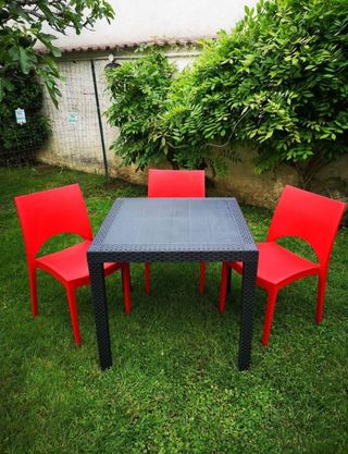 set 4 sedie rosse prolipropilene  gransoleil