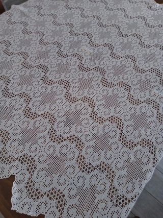 telo uncinetto a mano bianco