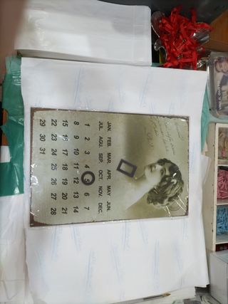 Calendario perpetuo in metallo