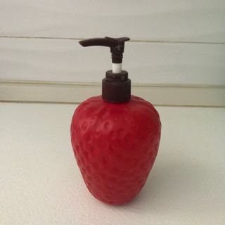 Dosatore per sapone a forma di fragola