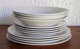 servizio piatti per 4 persone in porcellana