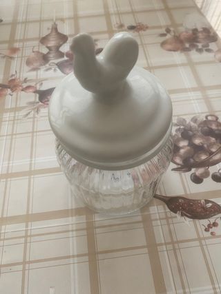 Contenitore in vetro con tappo in ceramica gallo