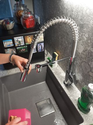 Rubinetto per cucina con doccino estraibile