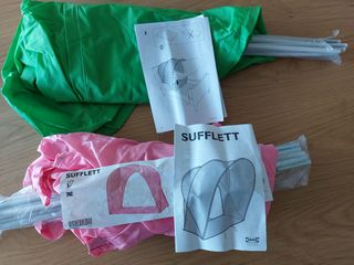 tenda verde Ikea per lettino