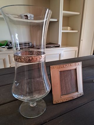 vendo vaso in cristallo  e portafoto in argento