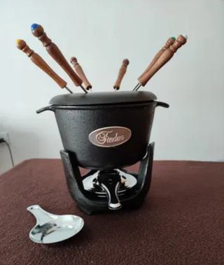 Set da bourguignonne o fondue in ghisa