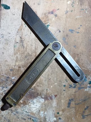 Squadra a compasso vintage