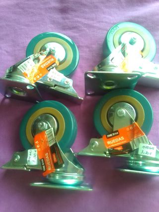 4 ruote da 75 mm, mobili, con freni