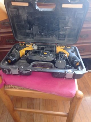 vendo set avvitatori