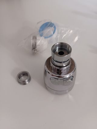 Nebulizzatore/economizzatore d'acqua per rubinetto da cucina