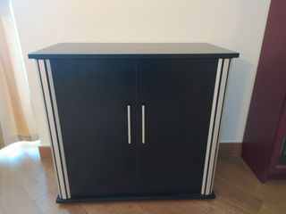 mobiletto per acquario