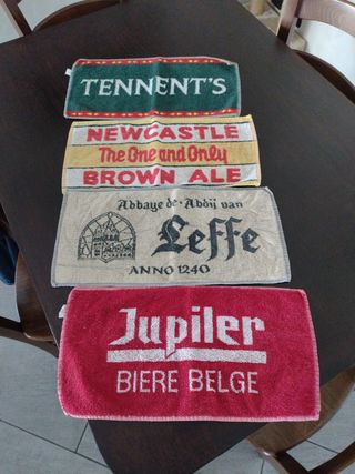 4 Panni tovaglia da birra marchiati