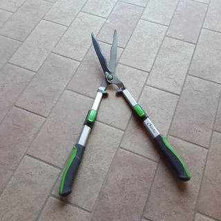Cesoia tagliasiepi manuale