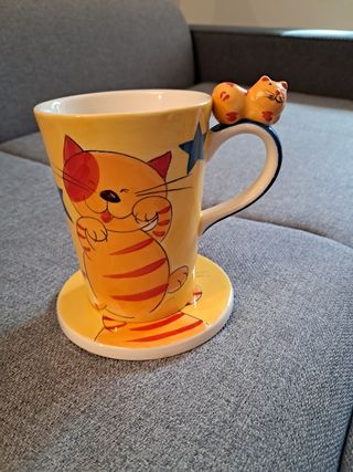 tazza colorata a mano