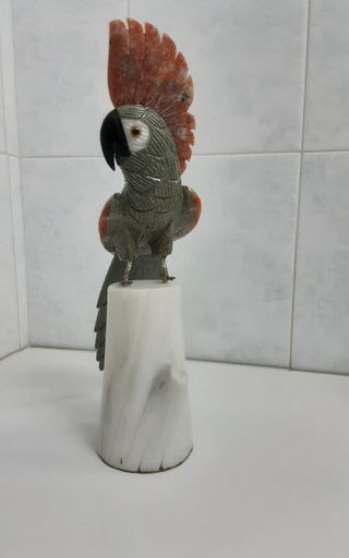 Pappagallo in pietra naturale