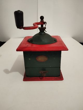 antico macinino inglese, restaurato. funzionante