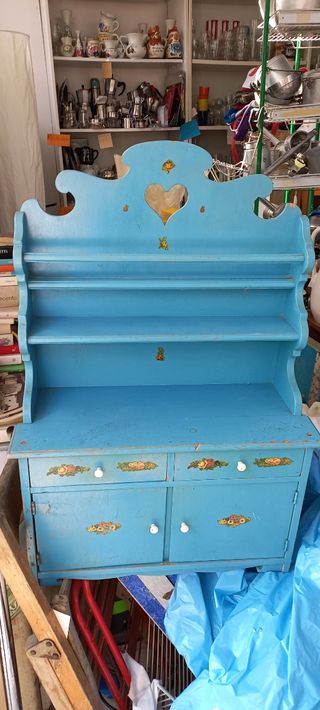 bel mobiletto da appendere o da appoggiare