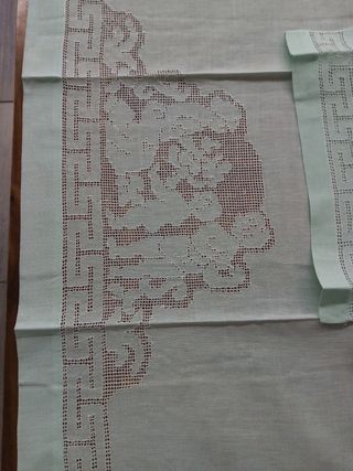 asciugamani grande e piccola sfilato tutta a mano