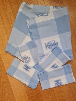 tovaglia e 4 tovaglioli