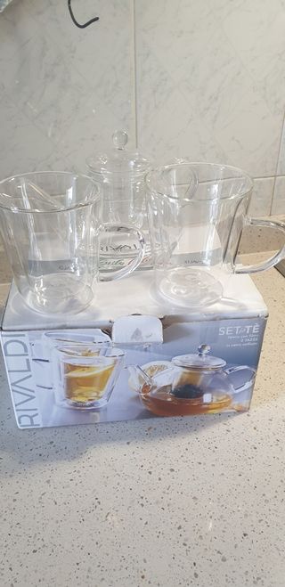 set teiera e tazzine Rivaldi nuovo
