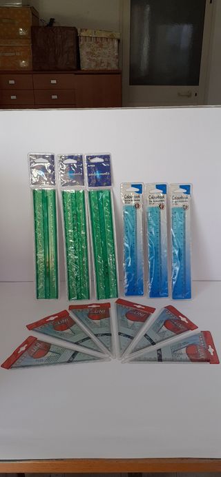 set n.12 pezzi disegno tecnico per scuola