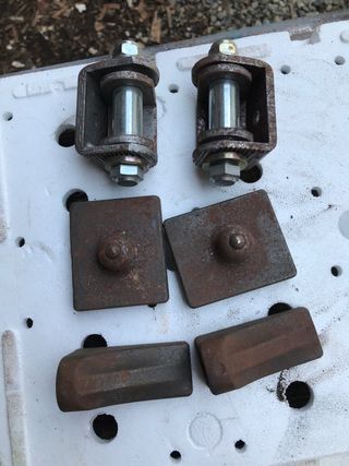 Cardini per cancello 2 ante