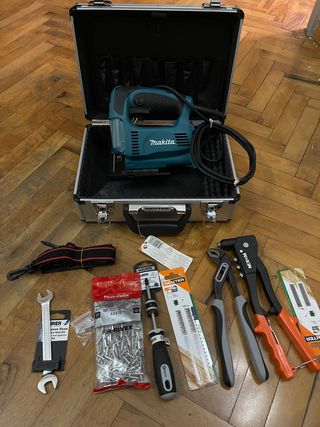 Seghetto alternativo makita con utensili