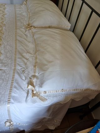 Coppia di lenzuola e federe vintage