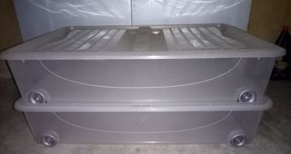 numero 2 contenitori