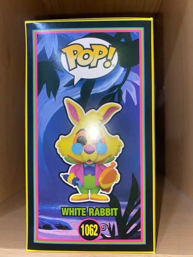 Funko Pop White Rabbit Blacklight de segunda mano por 49,95 EUR en ...